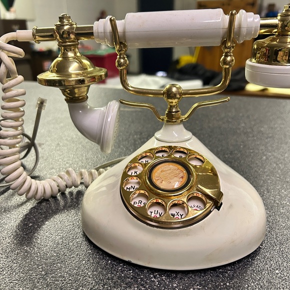 Pillow Talk | Other | Vintage Frenchstyle Princess Rotary Telephone 7s ...